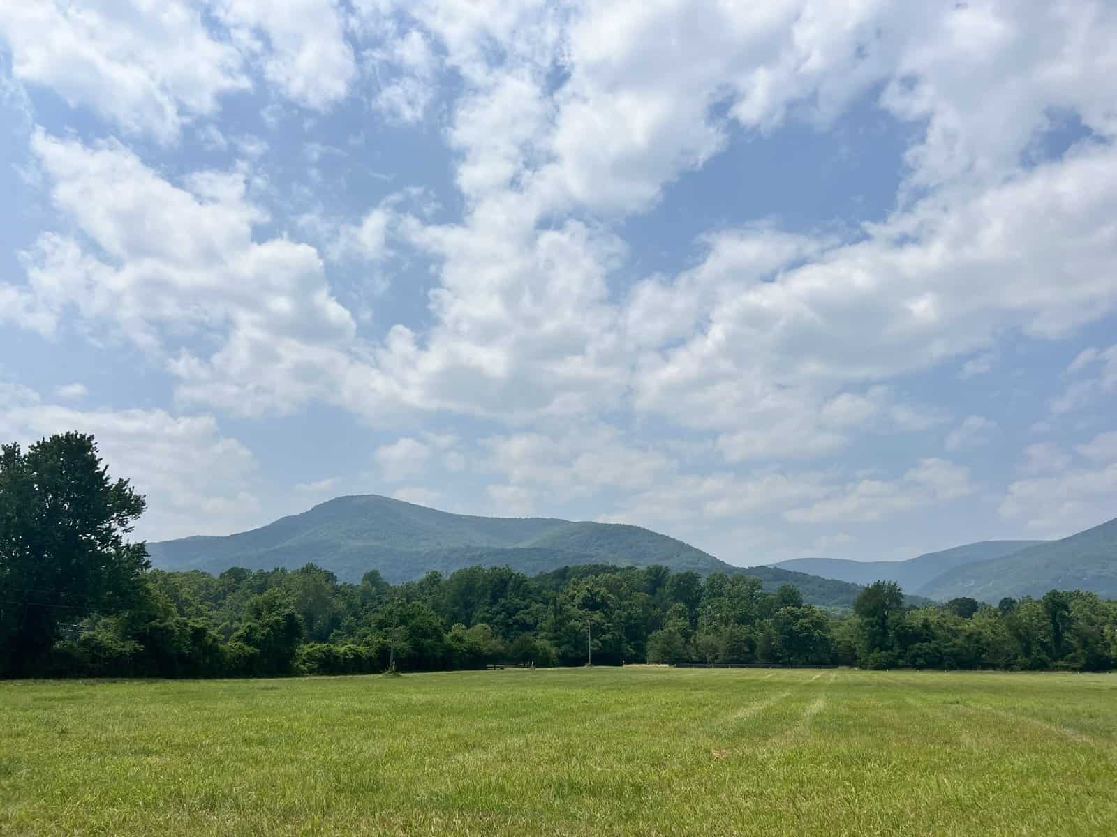 Love Ridge Mountain Lodging: Beautiful, Comfortable, Affordable ...